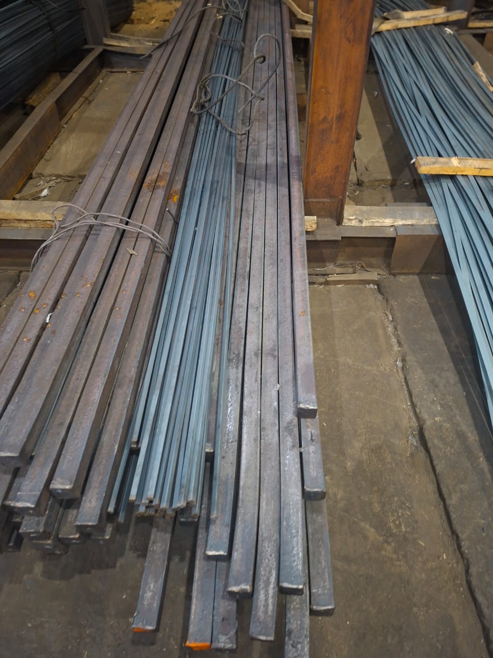 Квадрат горячекатаный 60 сталь 20 - купить оптом и в розницу, цена с ...